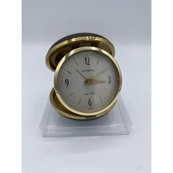H.Samuel | Wall Decor | Vintage Hsamuel Clam Shell Wind Up Travel Alarm ...